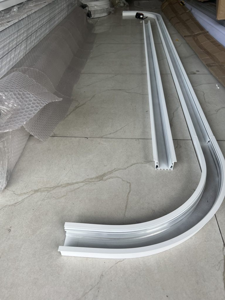 Thanh nhôm đèn led uốn cong - Làm đèn thả văn phòng